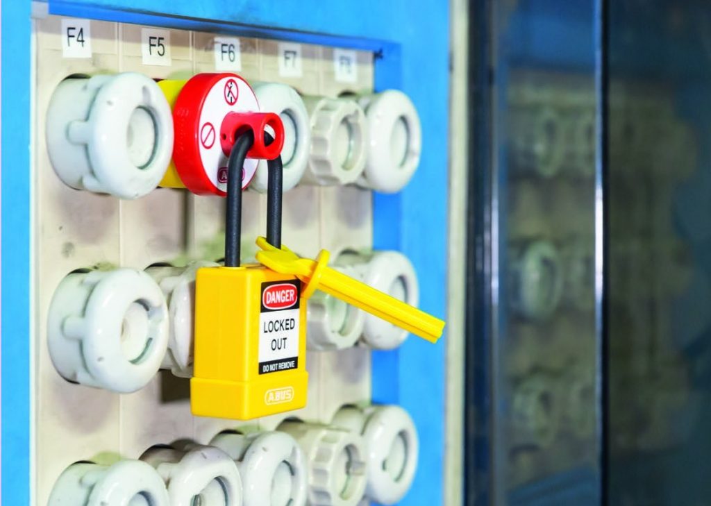 Dispositivo universal de bloqueo con candado para guardamotores - Inlok